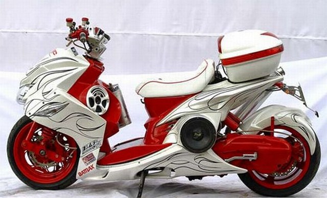 Yamaha Mio Soul pimped out Big Matic style